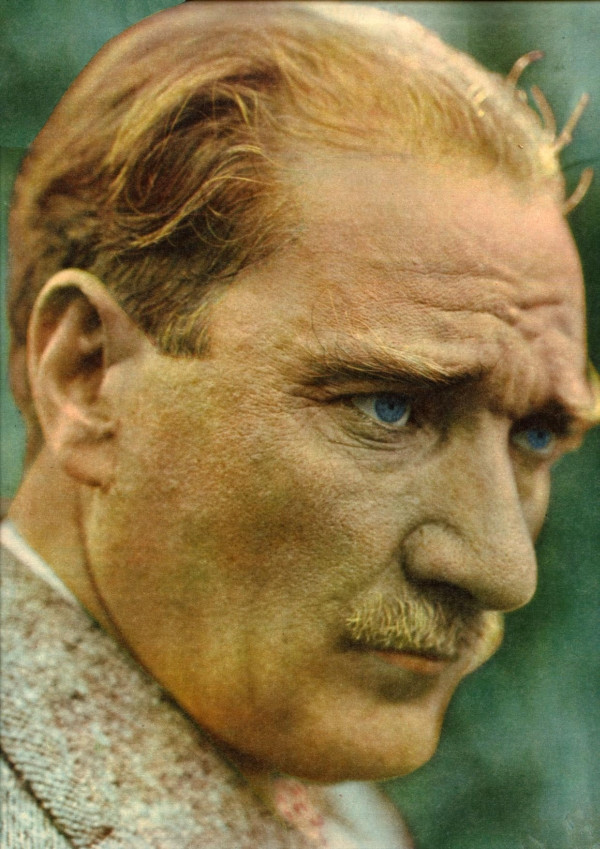 Aras Bulut İynemli, Atatürk rolü için harıl harıl çalışıyor ...