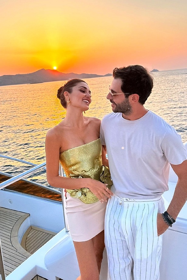 Hande Erçel-Hakan Sabancı aşkındaki şoför krizi! - SacitAslan.com Hande Erçel-Hakan Sabancı aşkındaki şoför krizi! - SacitAslan.com