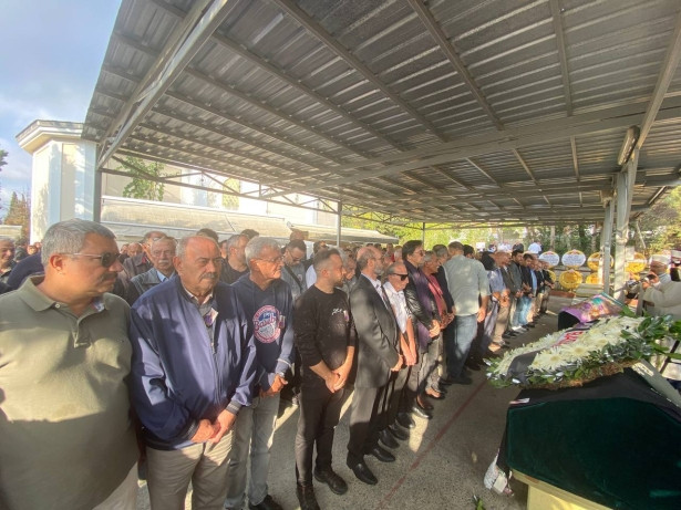 Jeyan Tözüm sessiz sedasız uğurlandı - SacitAslan.com