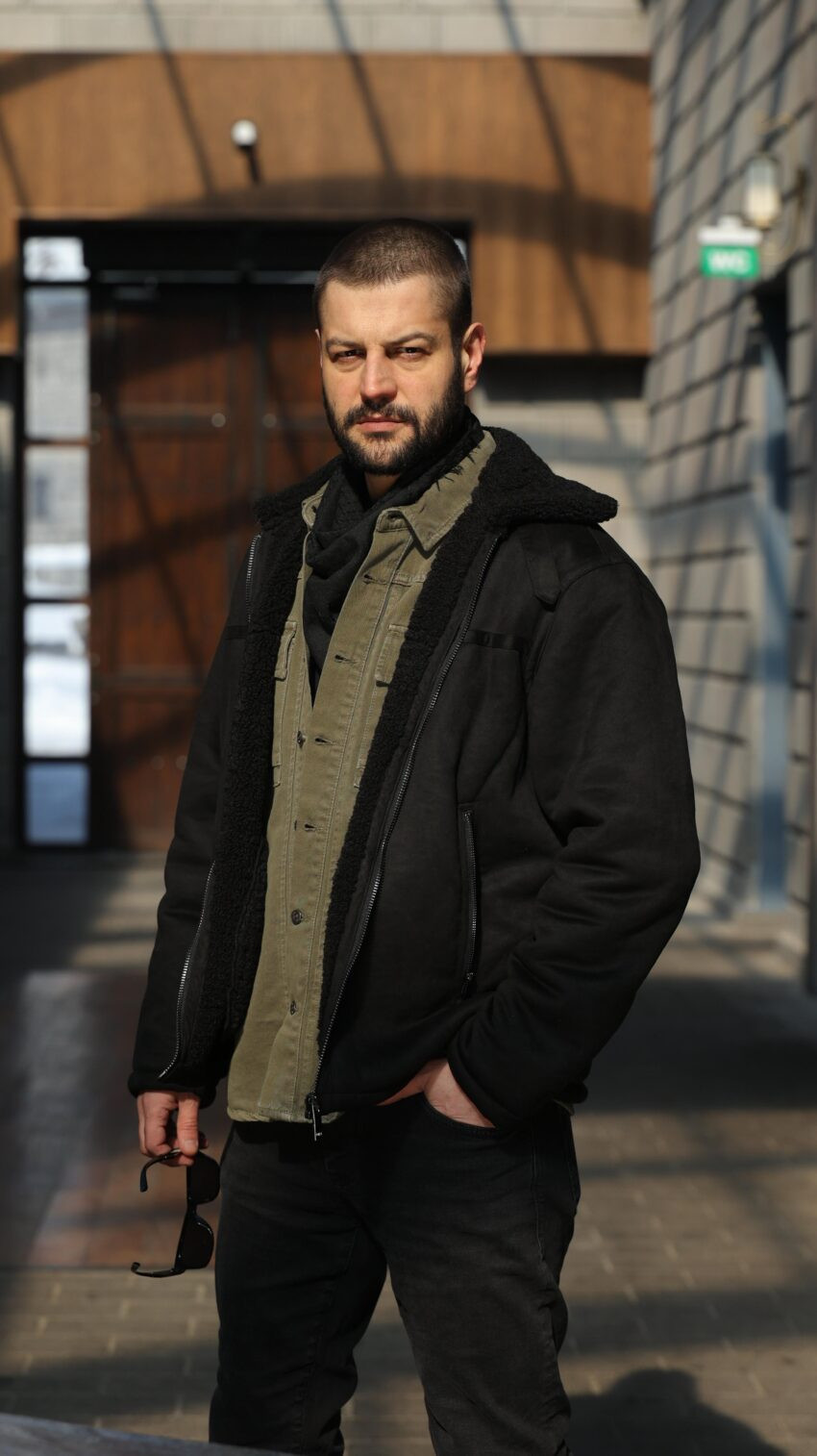 Serhat Teoman'dan yeni diziye yeni imaj - SacitAslan.com